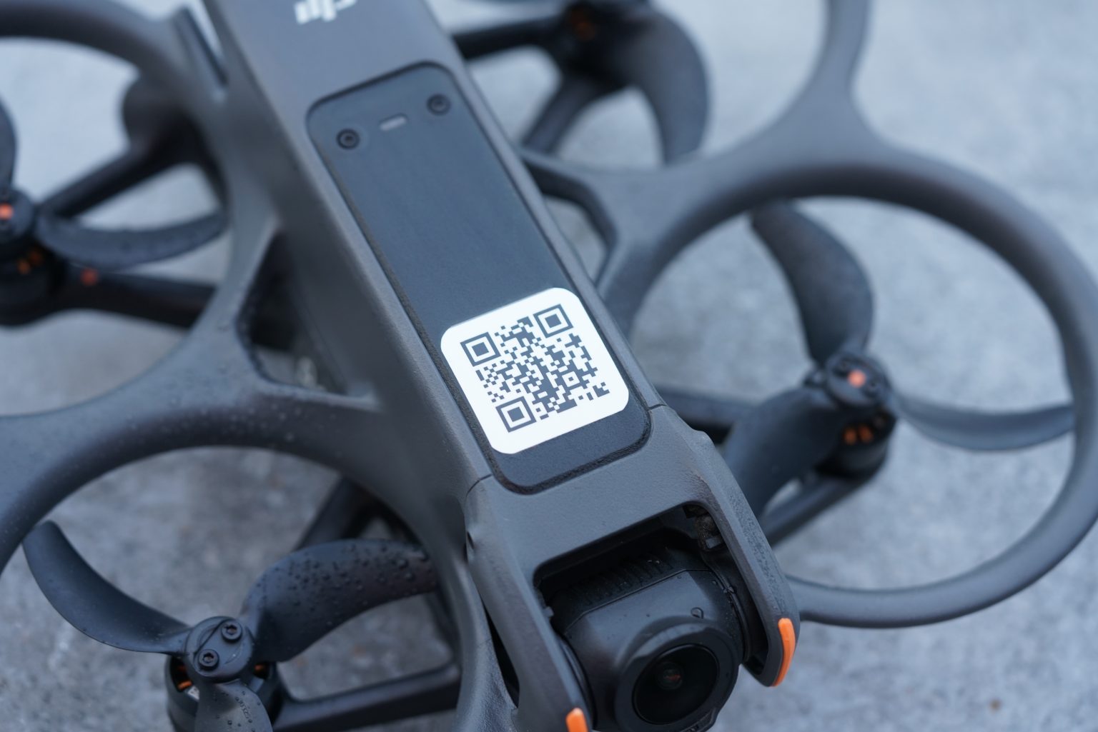 Klistremerke med QR-code operatørnummer for drone (x3) – Droneklubbens Shop